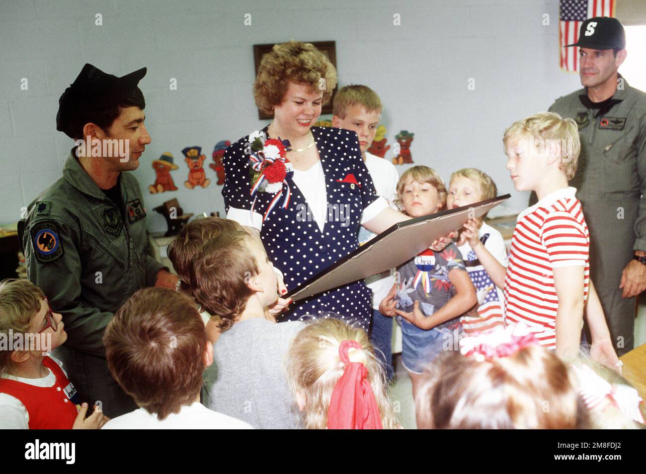 Mrs. Kay York and her first grade students at Stewardson-Strasburg ...