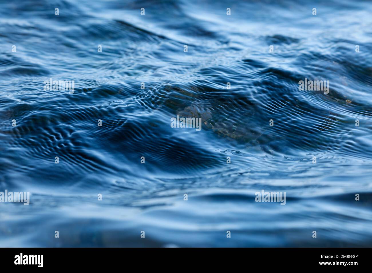Wallpaper flowing water hi-res stock photography and images - Alamy