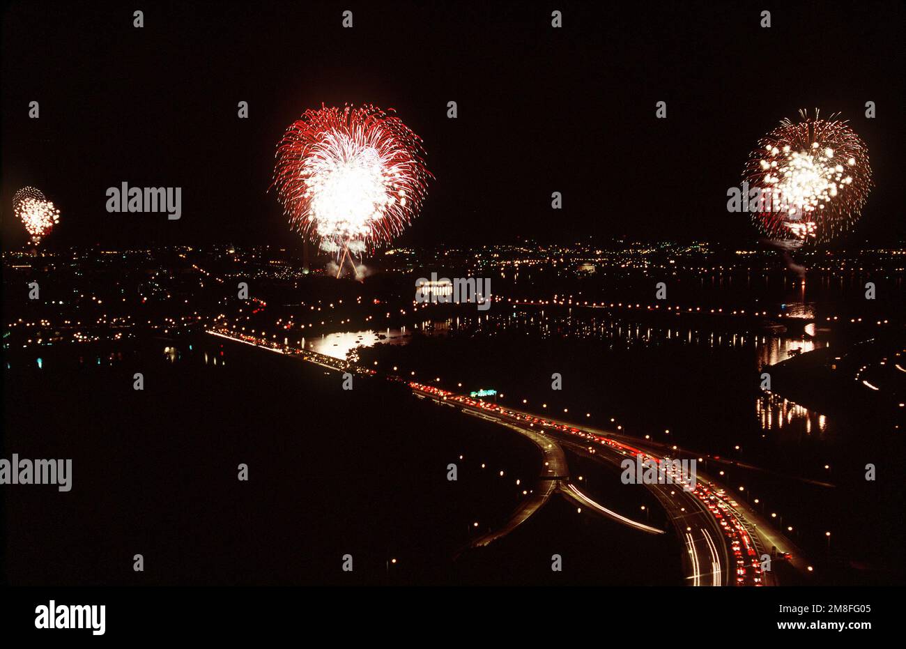 Operation desert storm commemoration hi-res stock photography and ...