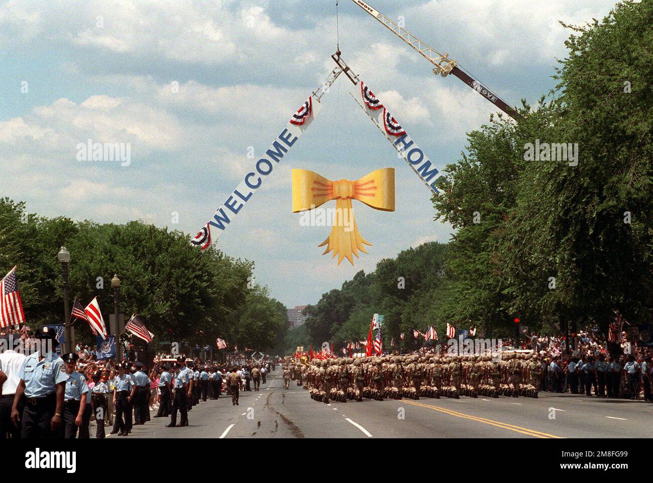 National day decorations kuwait hi-res stock photography and images - Alamy