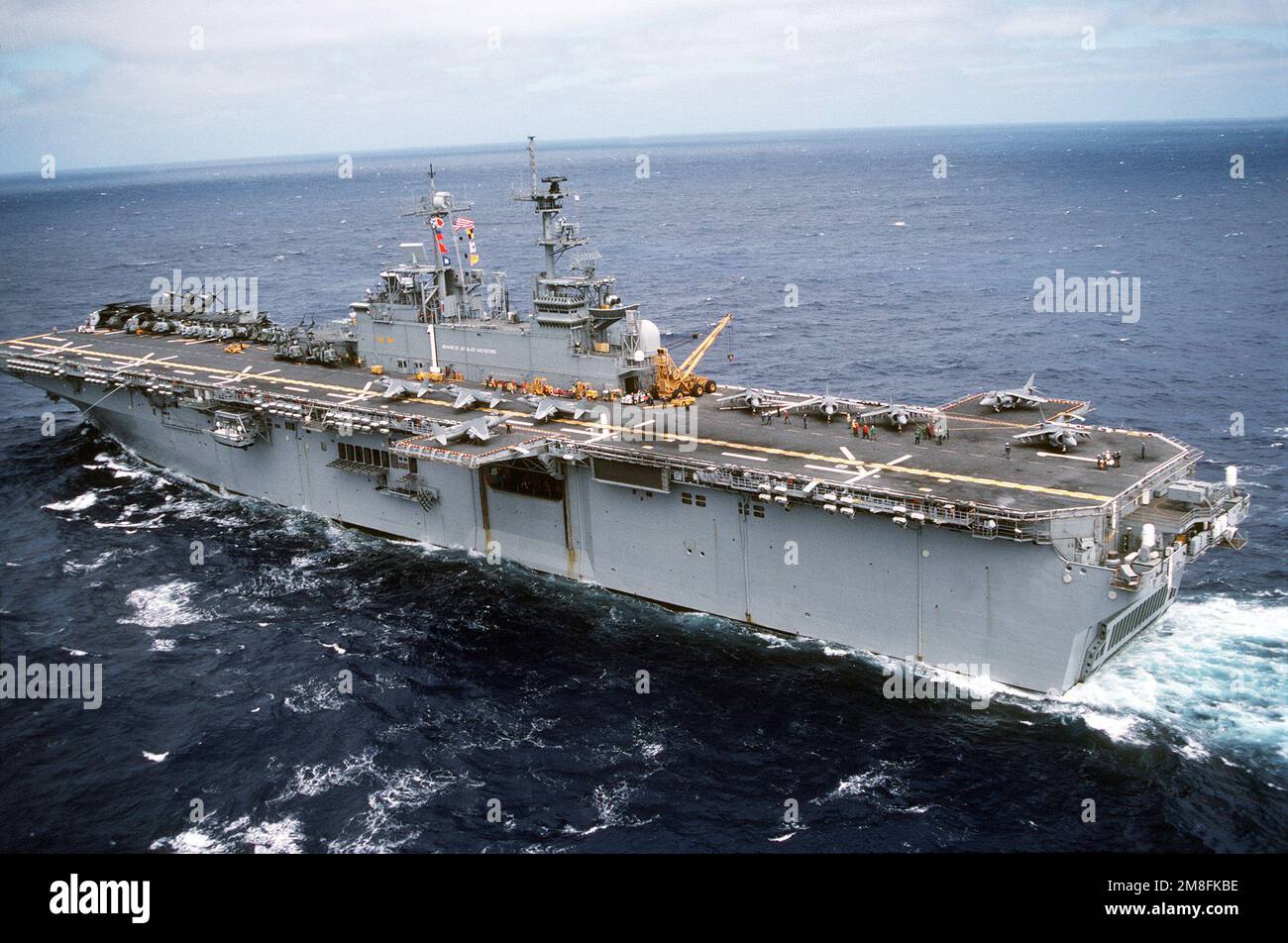 A port quarter view of the amphibious assault ship USS WASP (LHD-1 ...