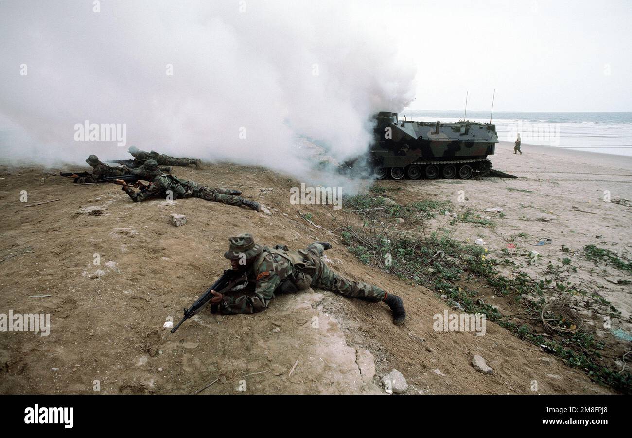 Naval smoke screen hi-res stock photography and images - Alamy