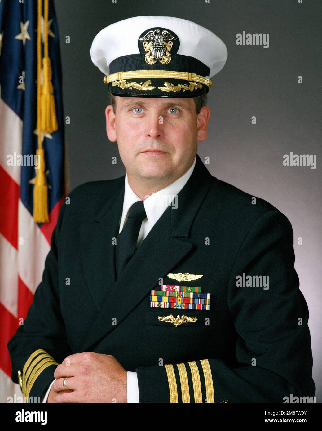 Navy archer hi-res stock photography and images - Alamy