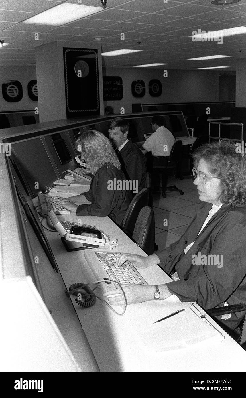 Naval computer and telecommunications station hi-res stock photography ...