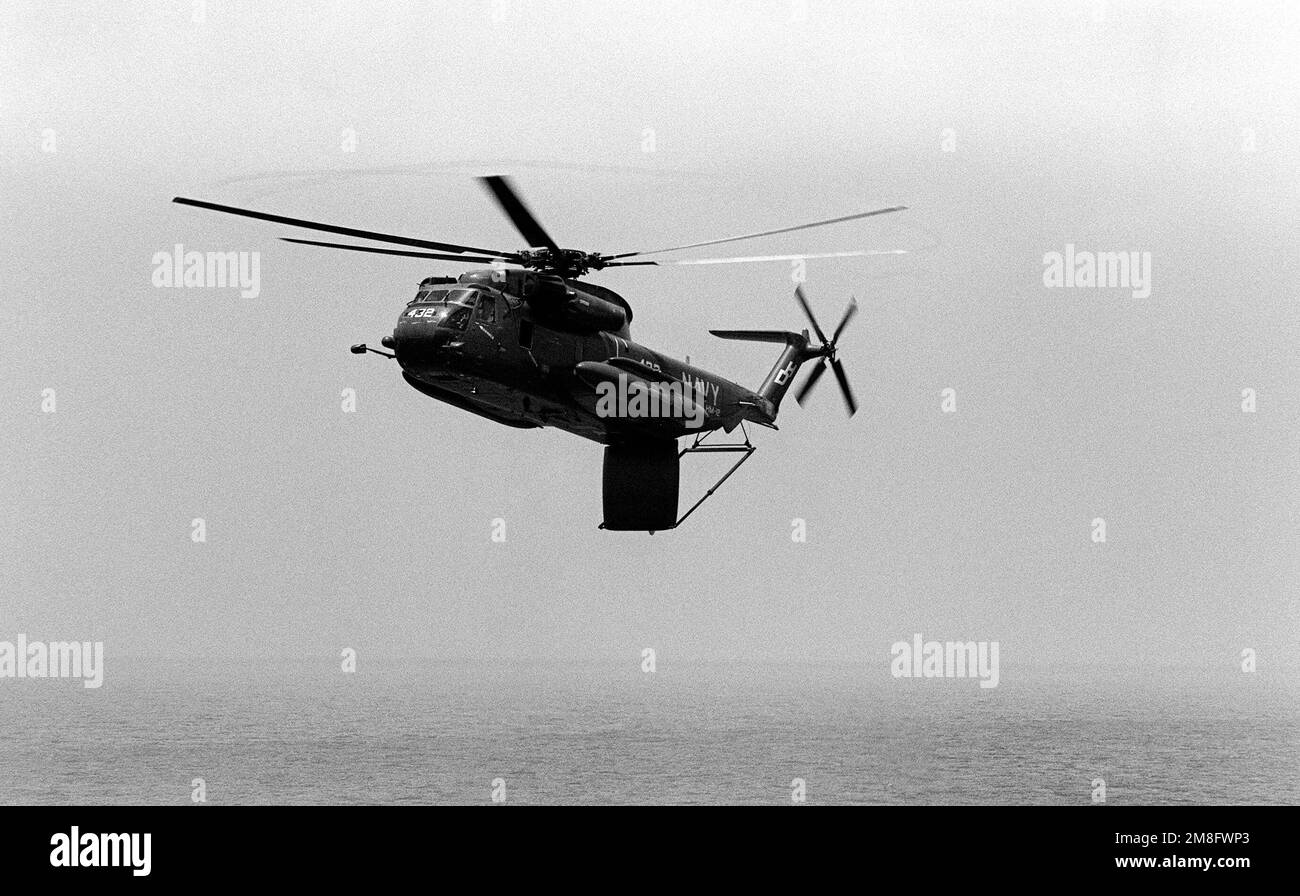 A Helicopter Mine Countermeasurers Squadron 14 (HM-14) RH-53D Sea ...