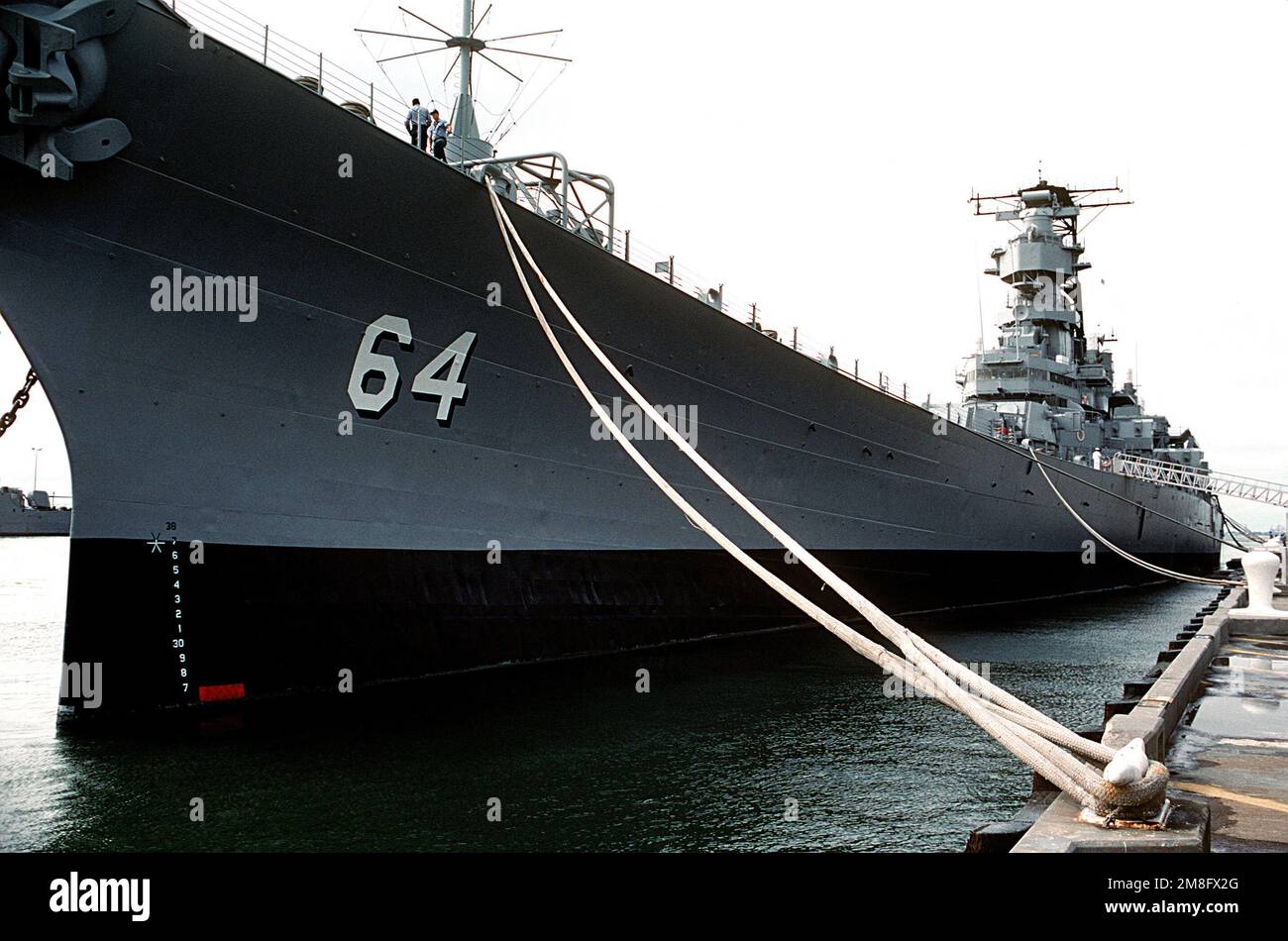 Norfolk naval shipyards hi-res stock photography and images - Alamy