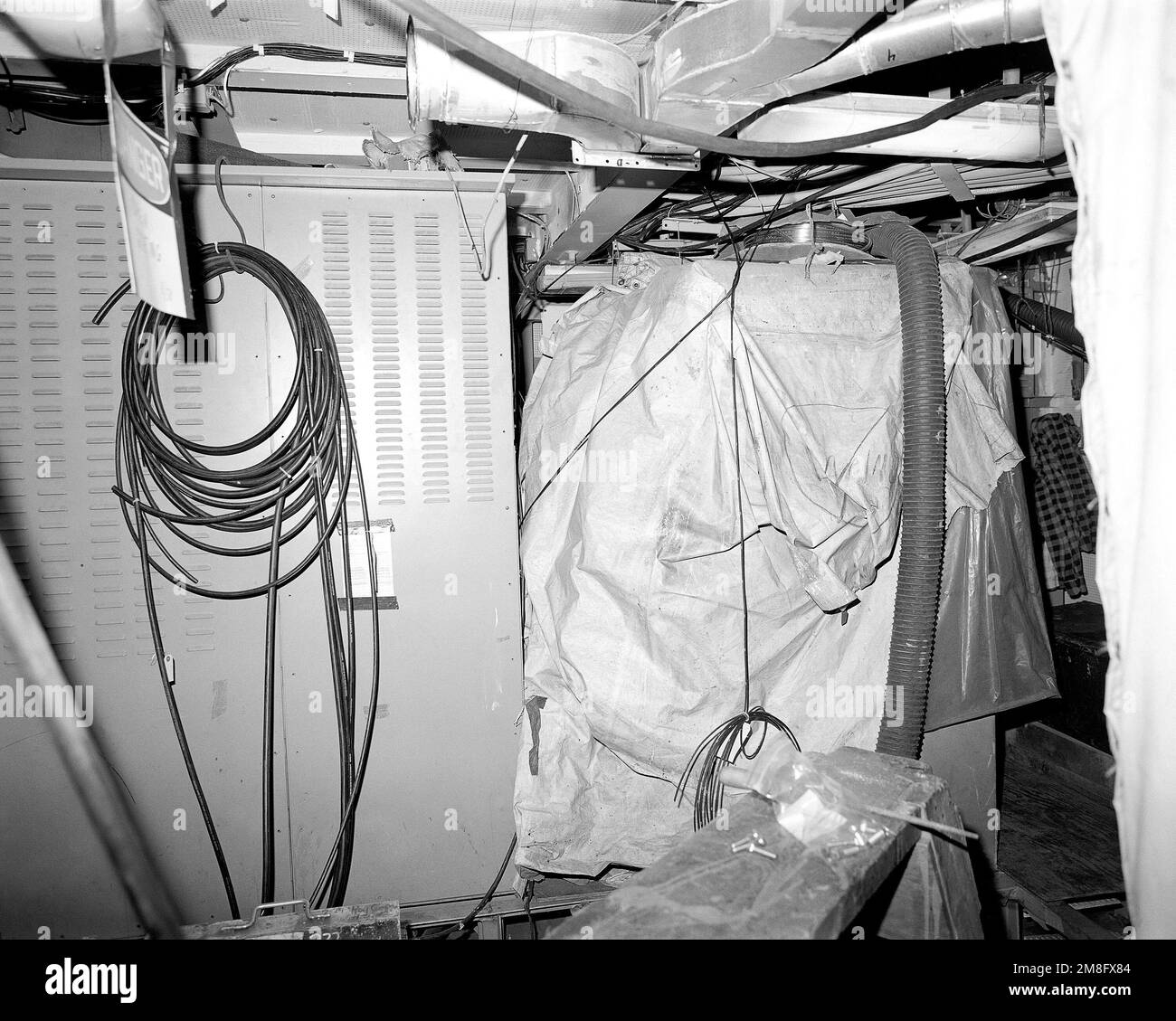 Interior communications and gyro room No. 2, compartment 3-382-O-Q ...