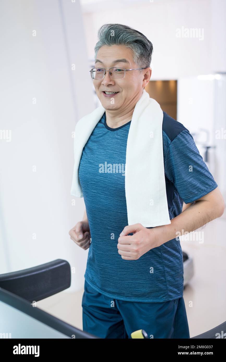 Old man exercise style hi-res stock photography and images - Alamy