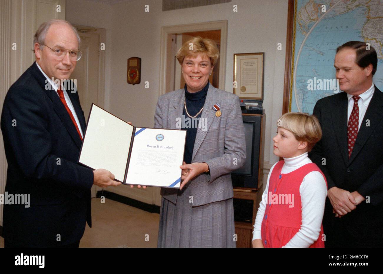 Secretary of defense cheney hi-res stock photography and images - Alamy