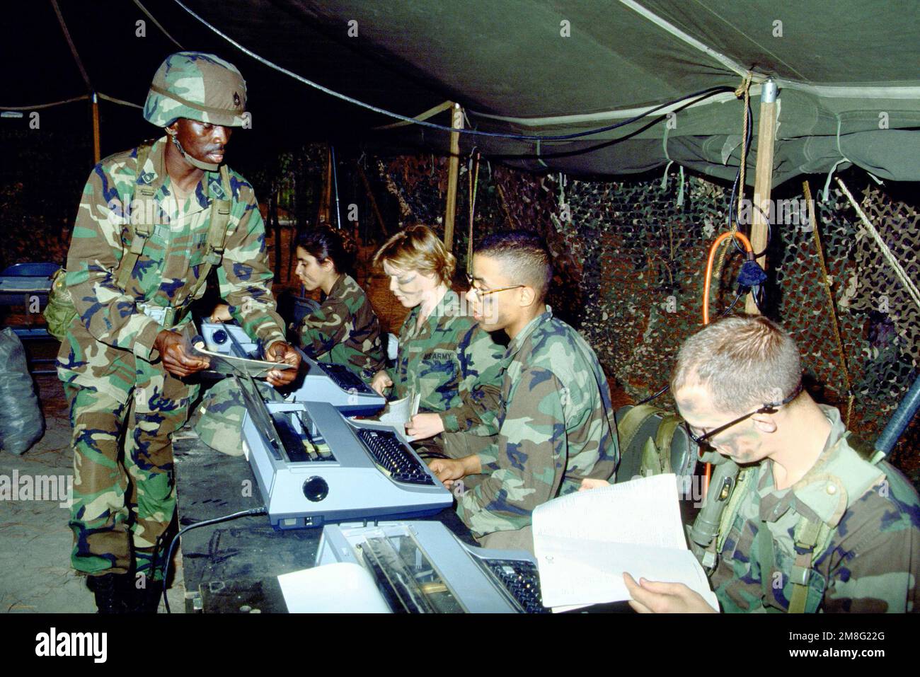 Army specialized training program hi-res stock photography and images ...