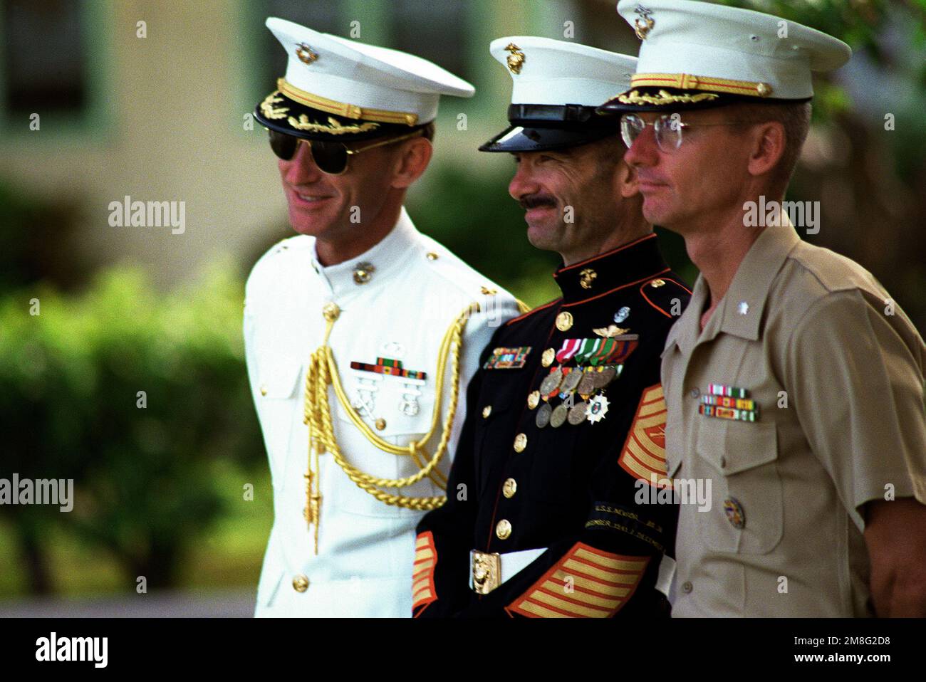 MASTER SGT. Roger Roll, a veteran of Operation Desert Storm, center ...