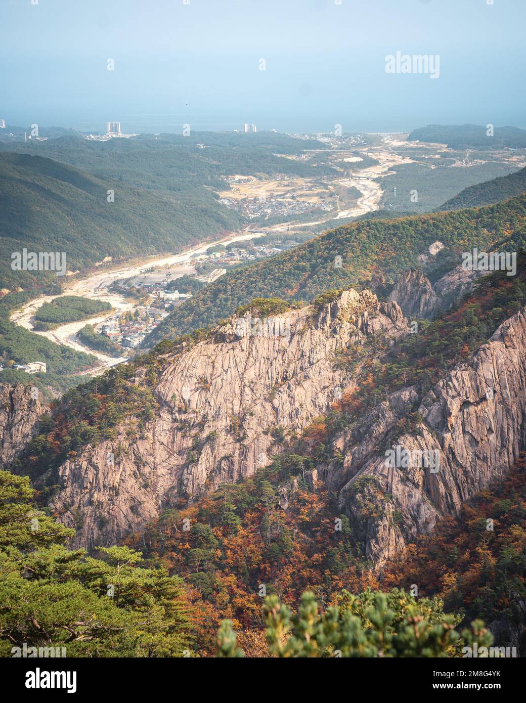 Inje hi-res stock photography and images - Alamy