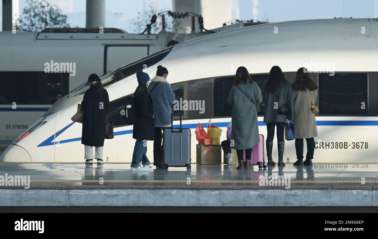 Train 7th jan 2023 hi-res stock photography and images - Alamy