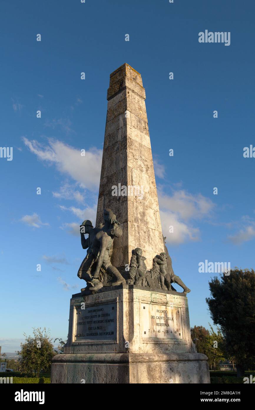 SAN GIMIGNANO, ITALY ON AUGUST 27, 2014. Landmark, monument Ai Caduti ...