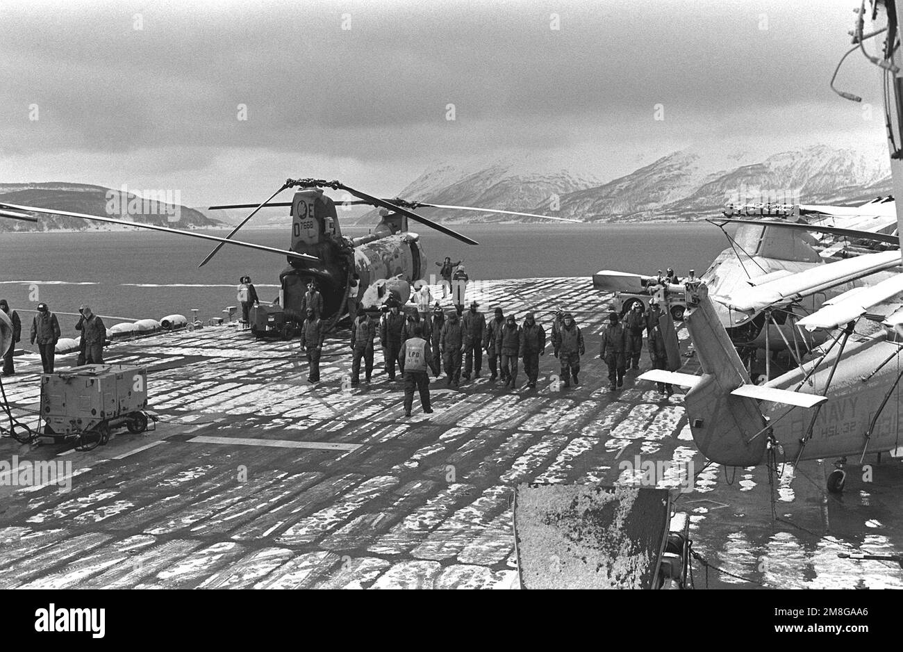 Fod foreign object damage walk down Black and White Stock Photos ...