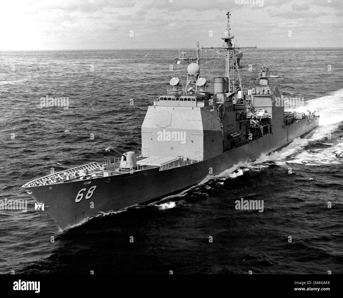 A port bow view of the guided missile cruiser USS ANZIO (CG-68 ...
