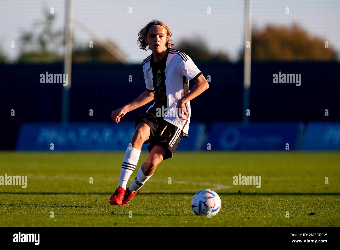 Pohl hi-res stock photography and images - Alamy