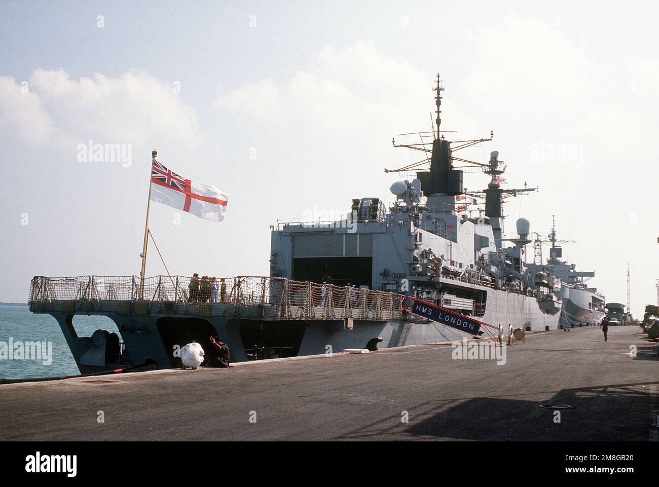 A starboard quarter view of the British frigate HMS LONDON (F-095 ...