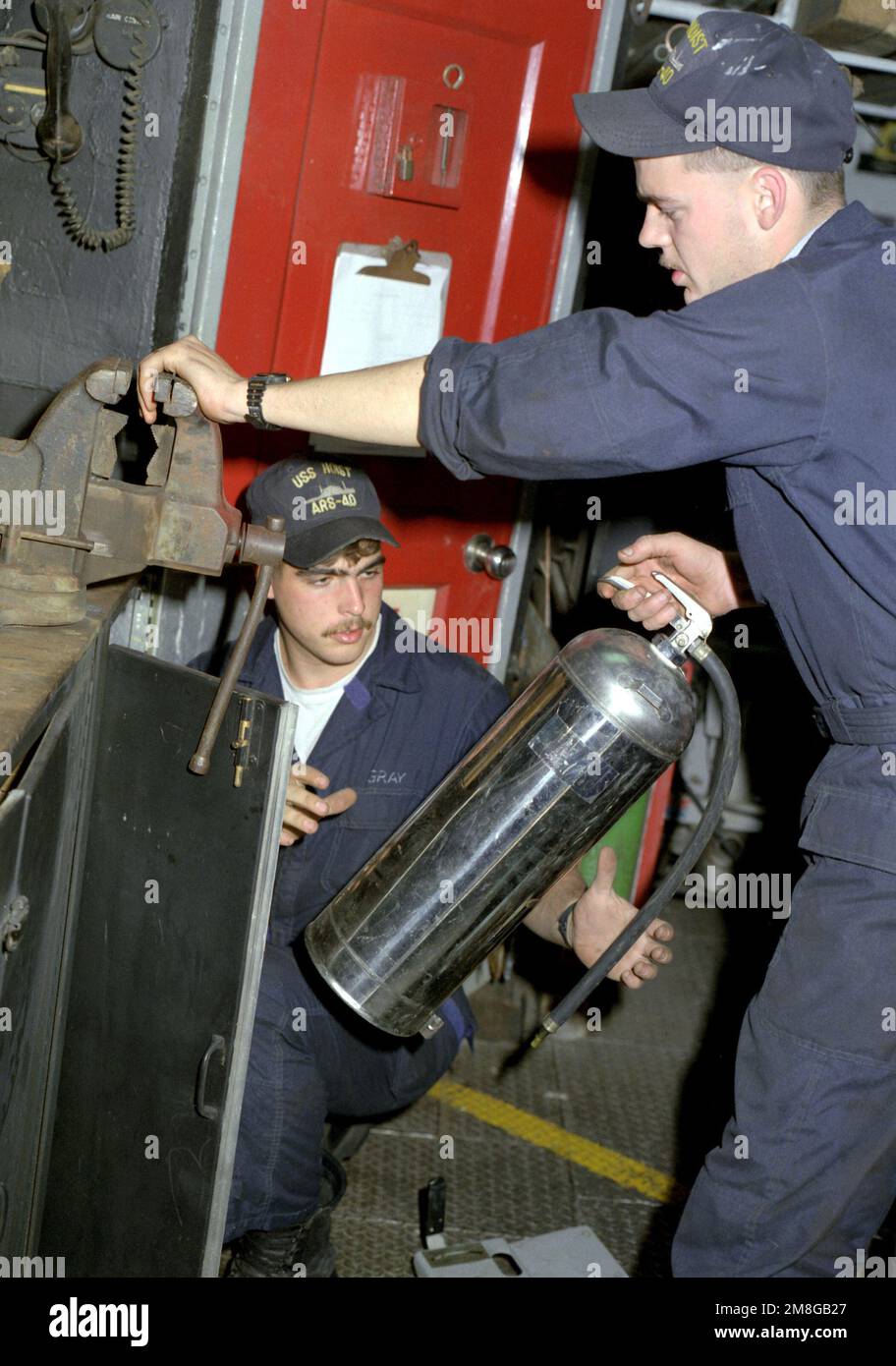 Towing personnel hi-res stock photography and images - Alamy