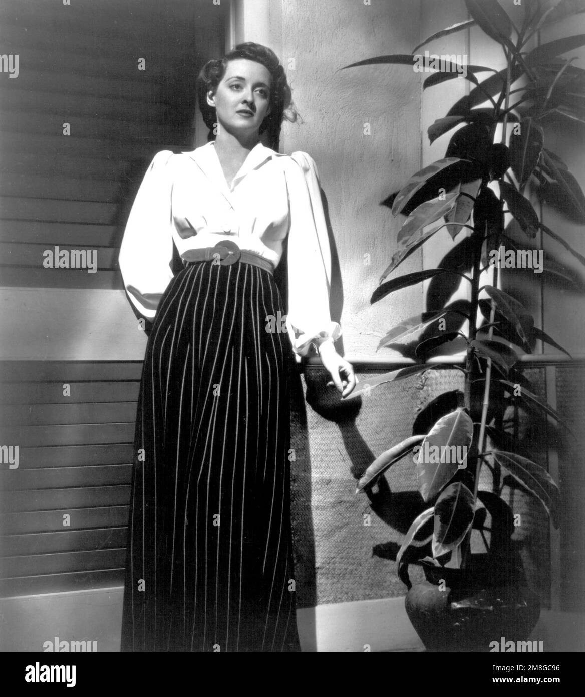 BETTE DAVIS in THE LETTER (1940), directed by WILLIAM WYLER. Credit ...