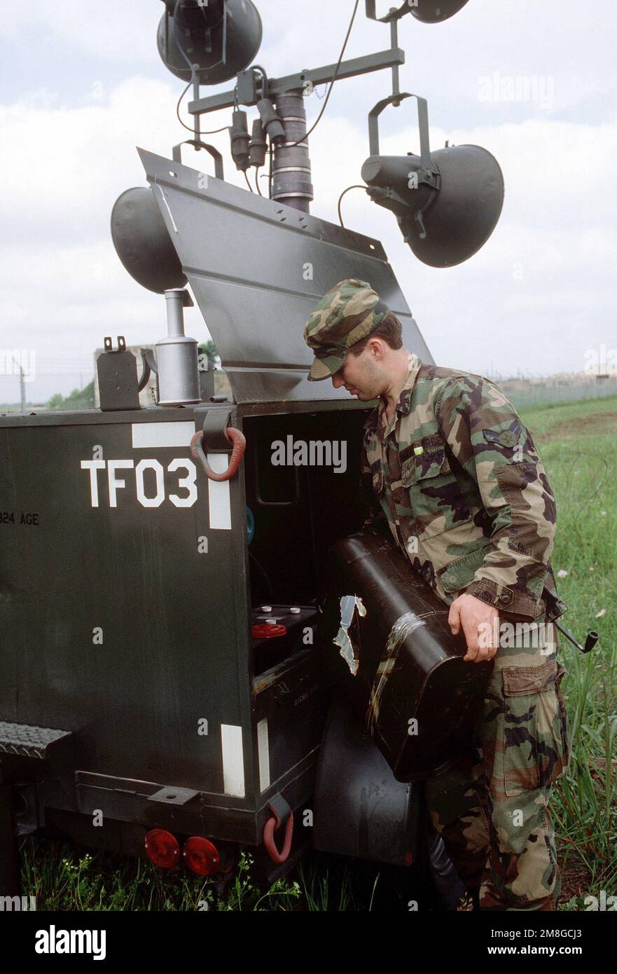 Kulis ang hi-res stock photography and images - Alamy