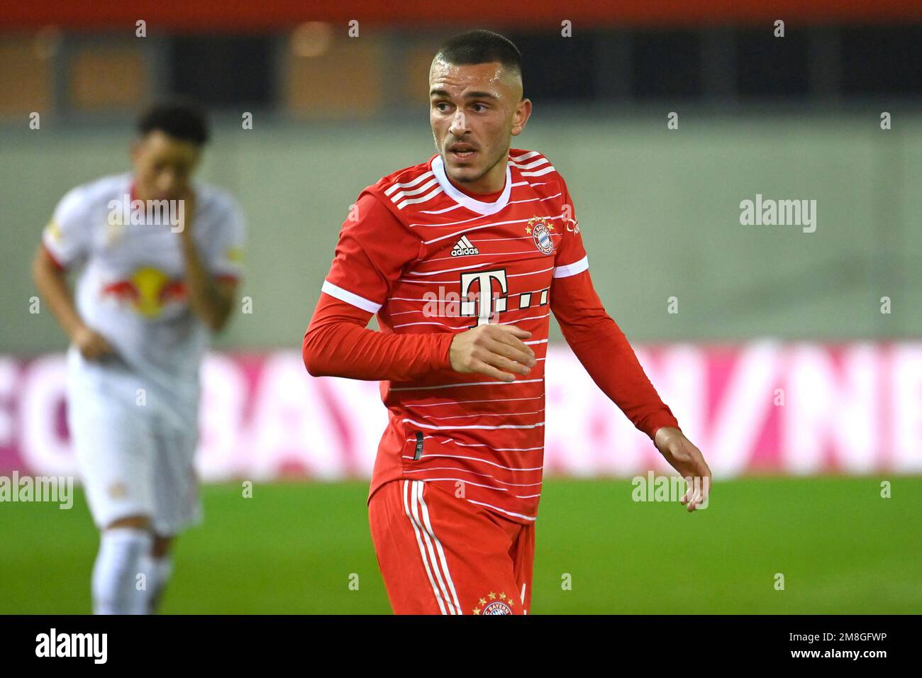 Arijon IBRAHIMOVIC (FC Bayern Munich), action, single image, cut single ...