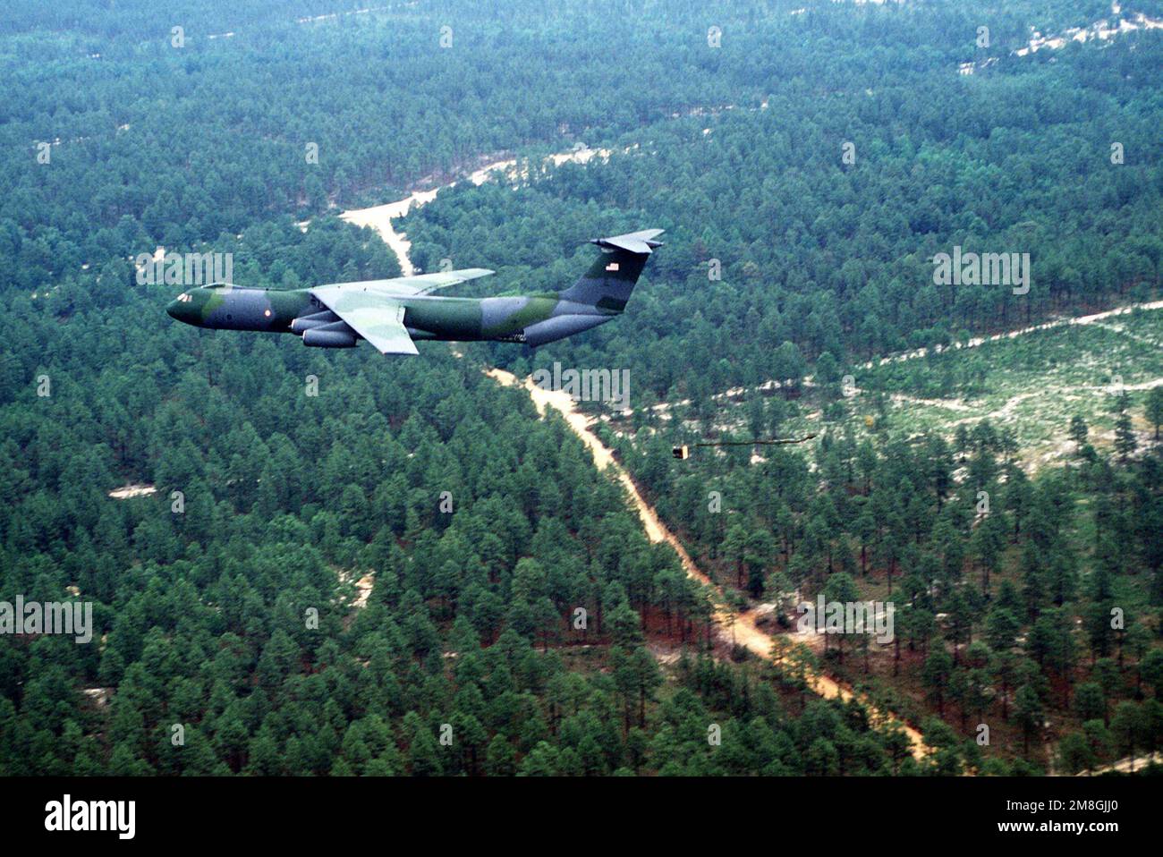 Containerized delivery system hi-res stock photography and images - Alamy