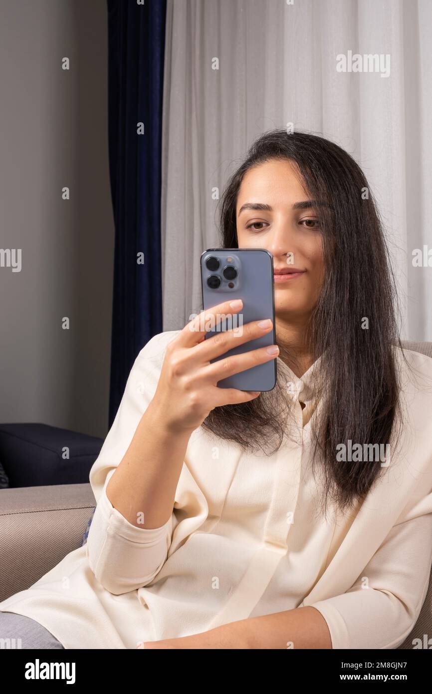 Woman smartphone social profile hi-res stock photography and images - Alamy