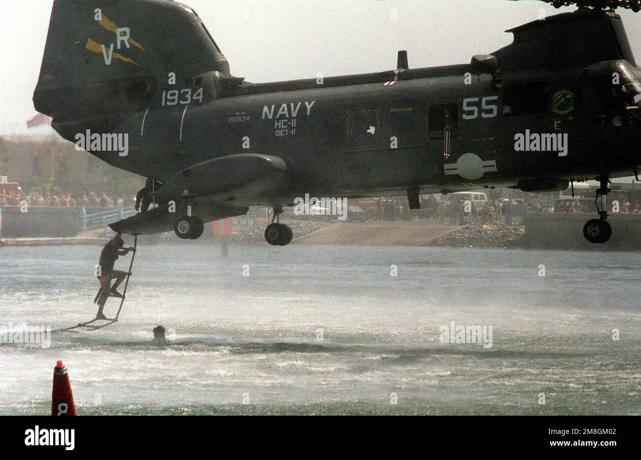 United states navy helicopter squadron hi-res stock photography and ...