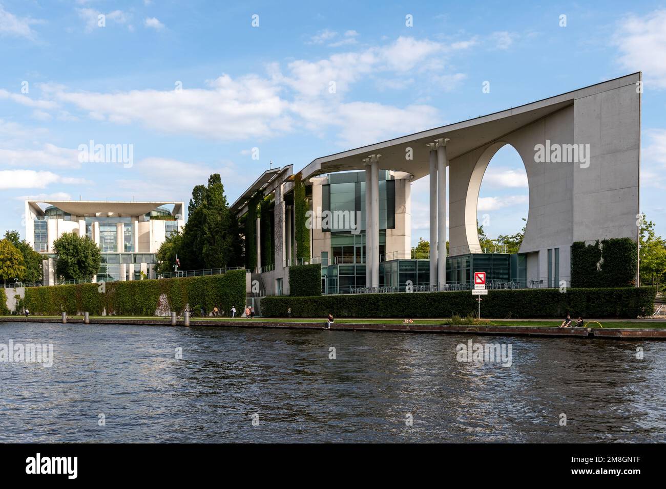 The Federal Chancellery (German: Bundeskanzleramt), the official seat ...