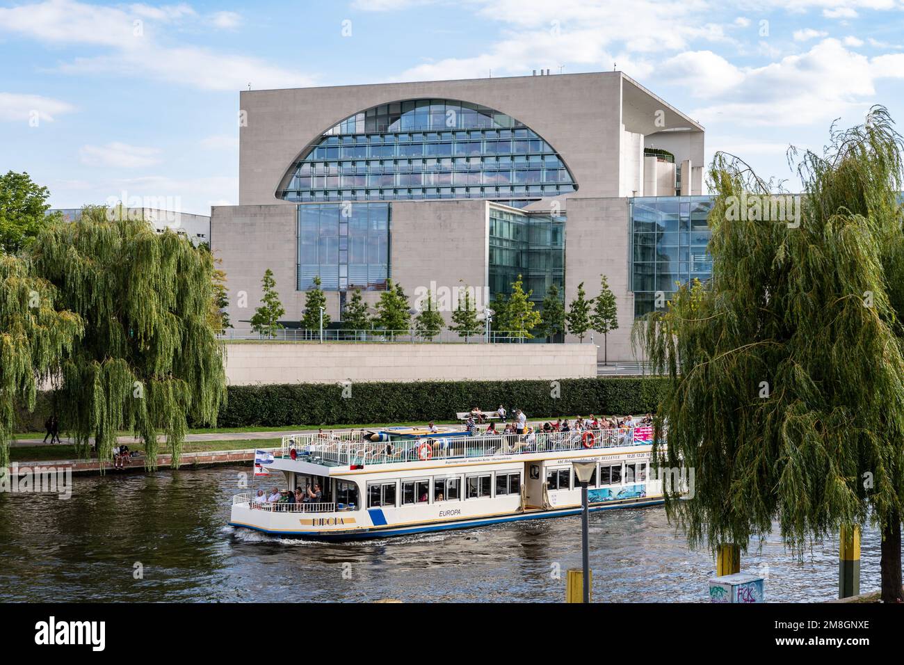The Federal Chancellery (German: Bundeskanzleramt), the official seat ...