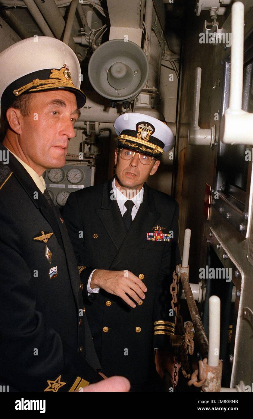 The commanding officer of the guided missile frigate USS MCCLUSKY (FFG ...