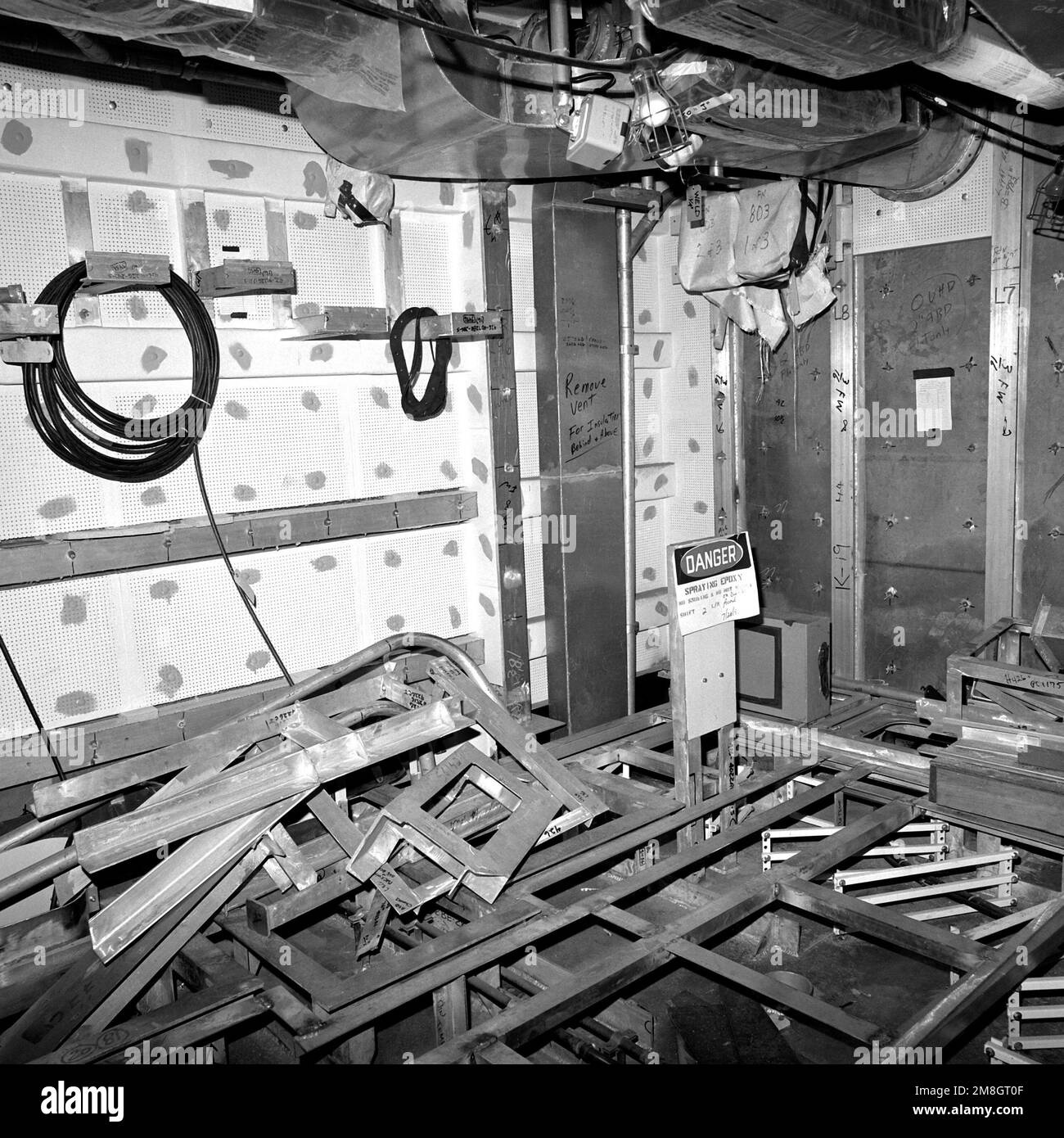 A view of the sonar control room on the guided missile cruiser SHILOH ...