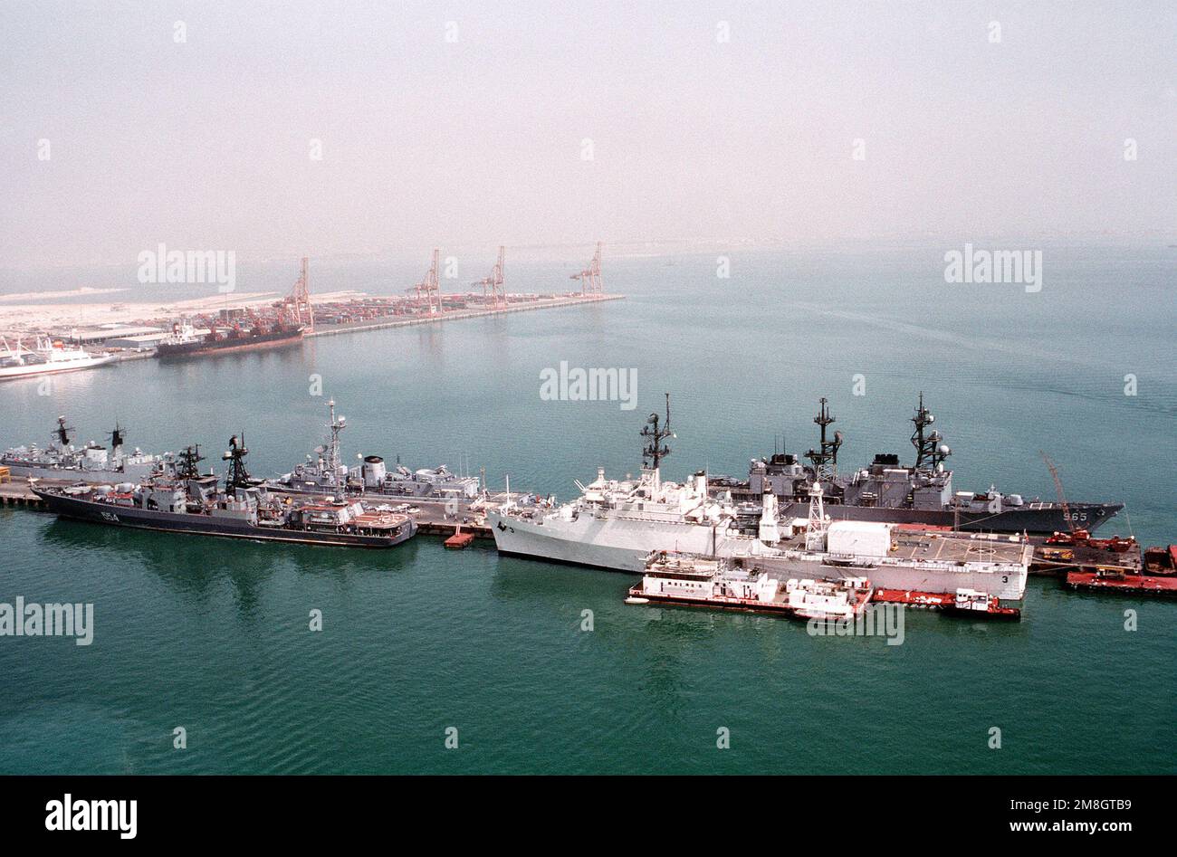 British destroyer in background hi-res stock photography and images - Alamy