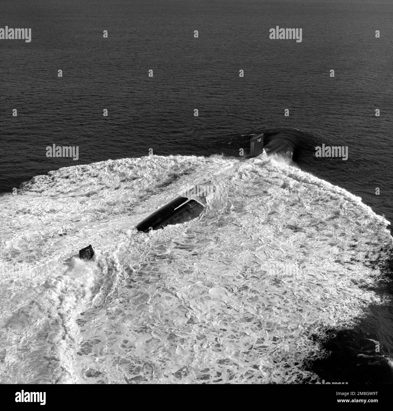 A starboard quarter view of the nuclear-powered attack submarine ...