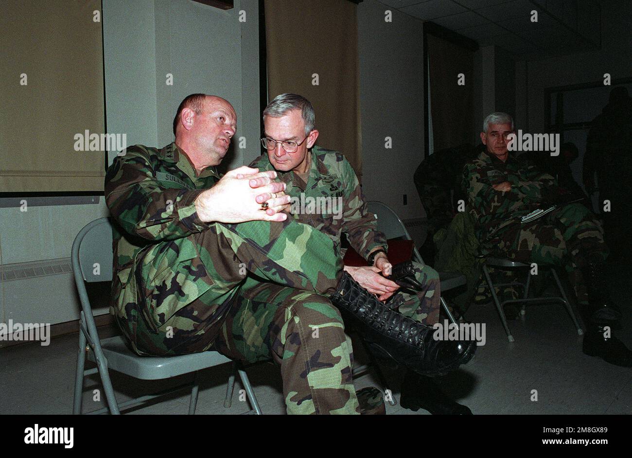 Commander of fort drum and the 10th mountain division hi-res stock ...