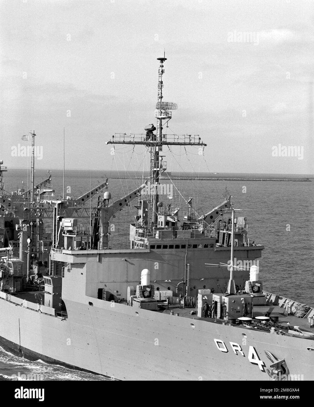 A starboard view of the forward superstructure of the replenishment ...