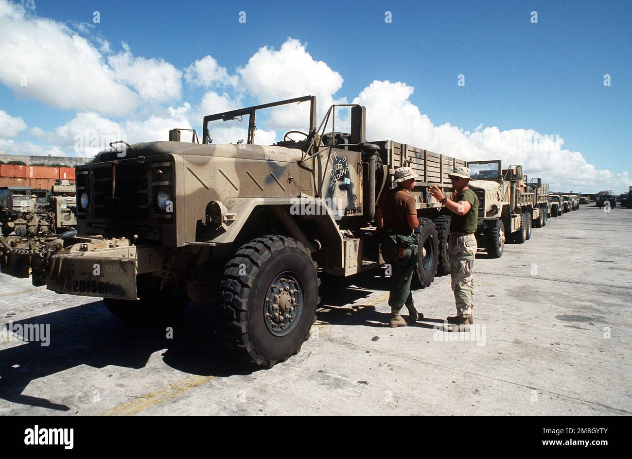 M 939 5 ton truck hi-res stock photography and images - Alamy