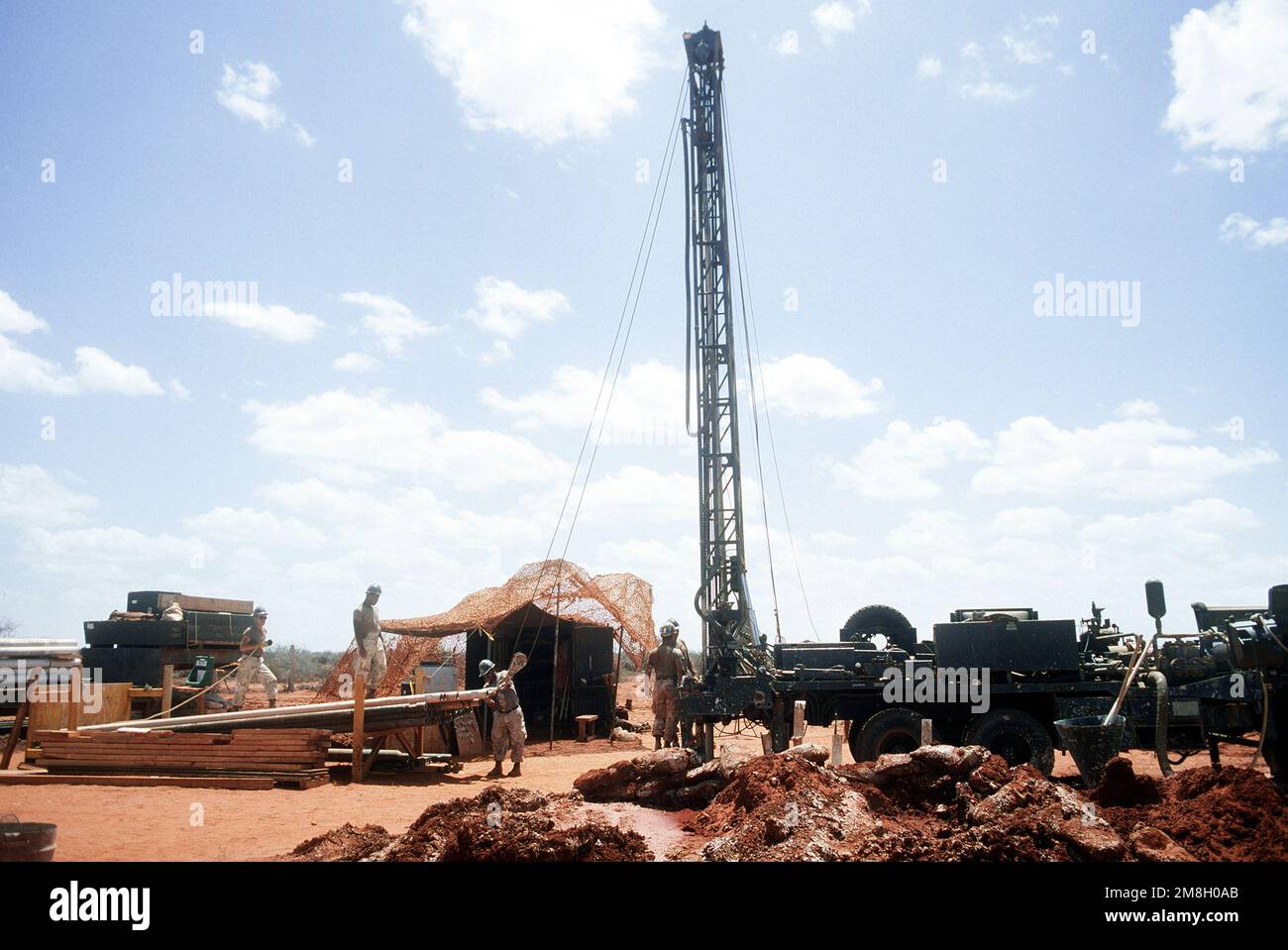 Equipment Operator 1ST Class Michael Noggle and Constructionman ...