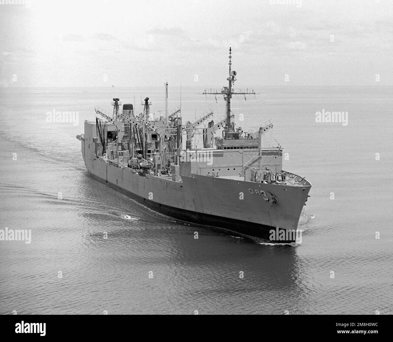 A starboard bow view of the replenishment oiler USS KANSAS CITY (AOR-3 ...