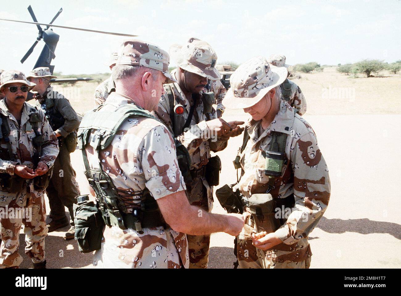 Army CHIEF of STAFF, General Gordon R. Sullivan visits the 10th Mountain Division during ...