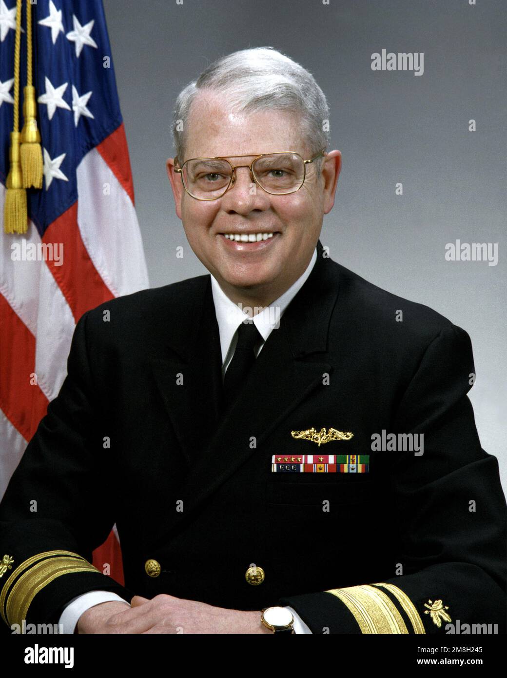 Usn (uncovered) hi-res stock photography and images - Alamy