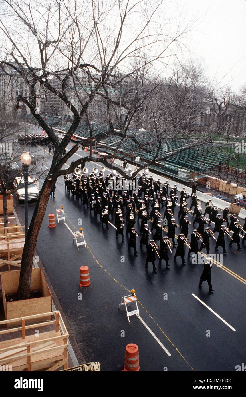 Practice Inaugural Parade. 10 January 1993 the US Navy Band ...
