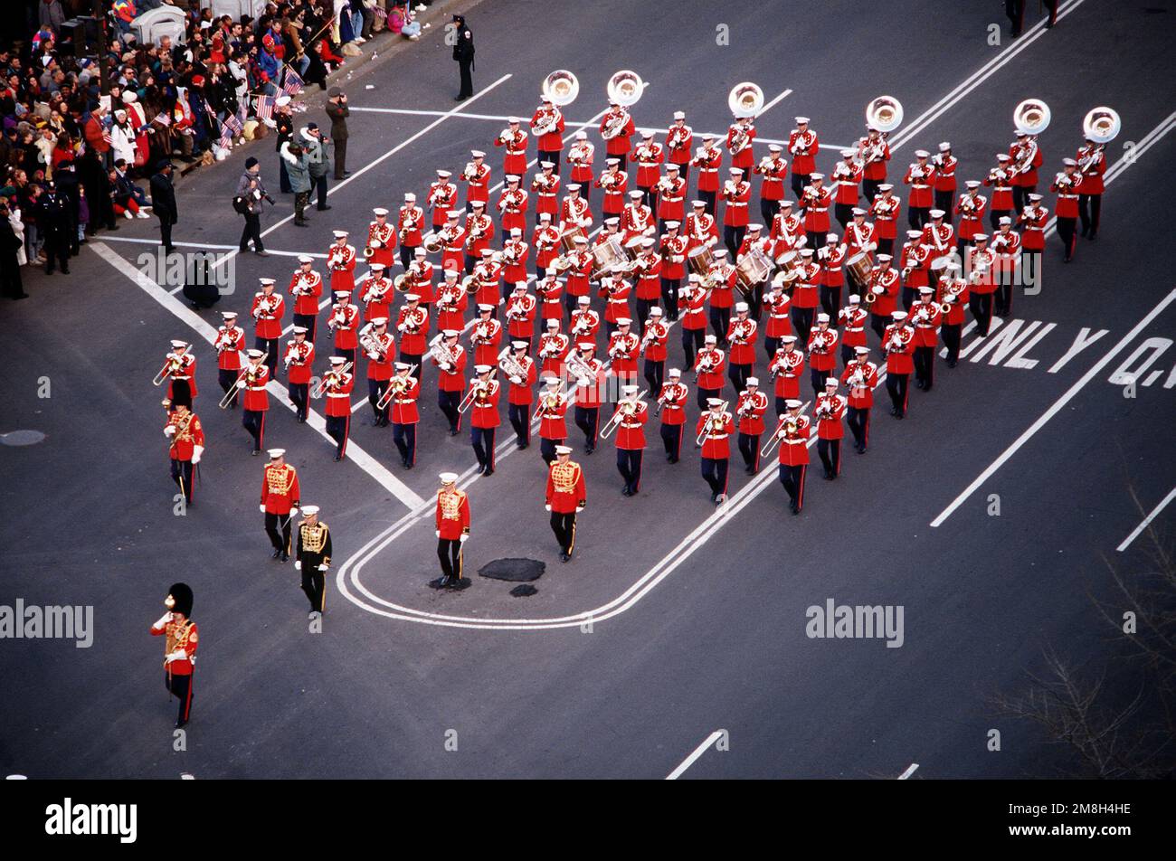 Official marine corps band hi-res stock photography and images - Alamy