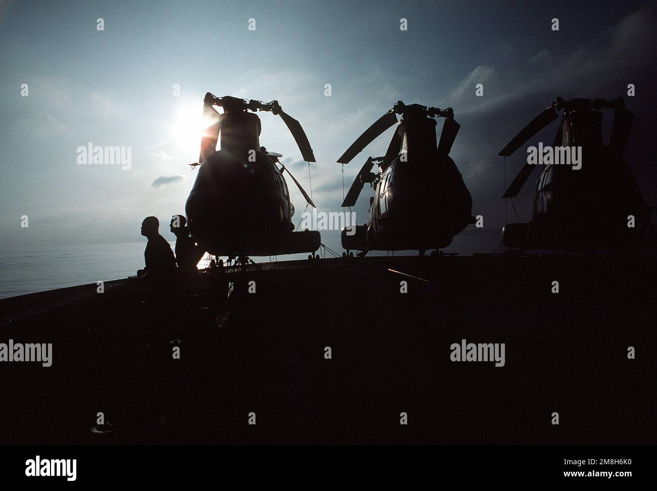 Hmm 261 hi-res stock photography and images - Alamy