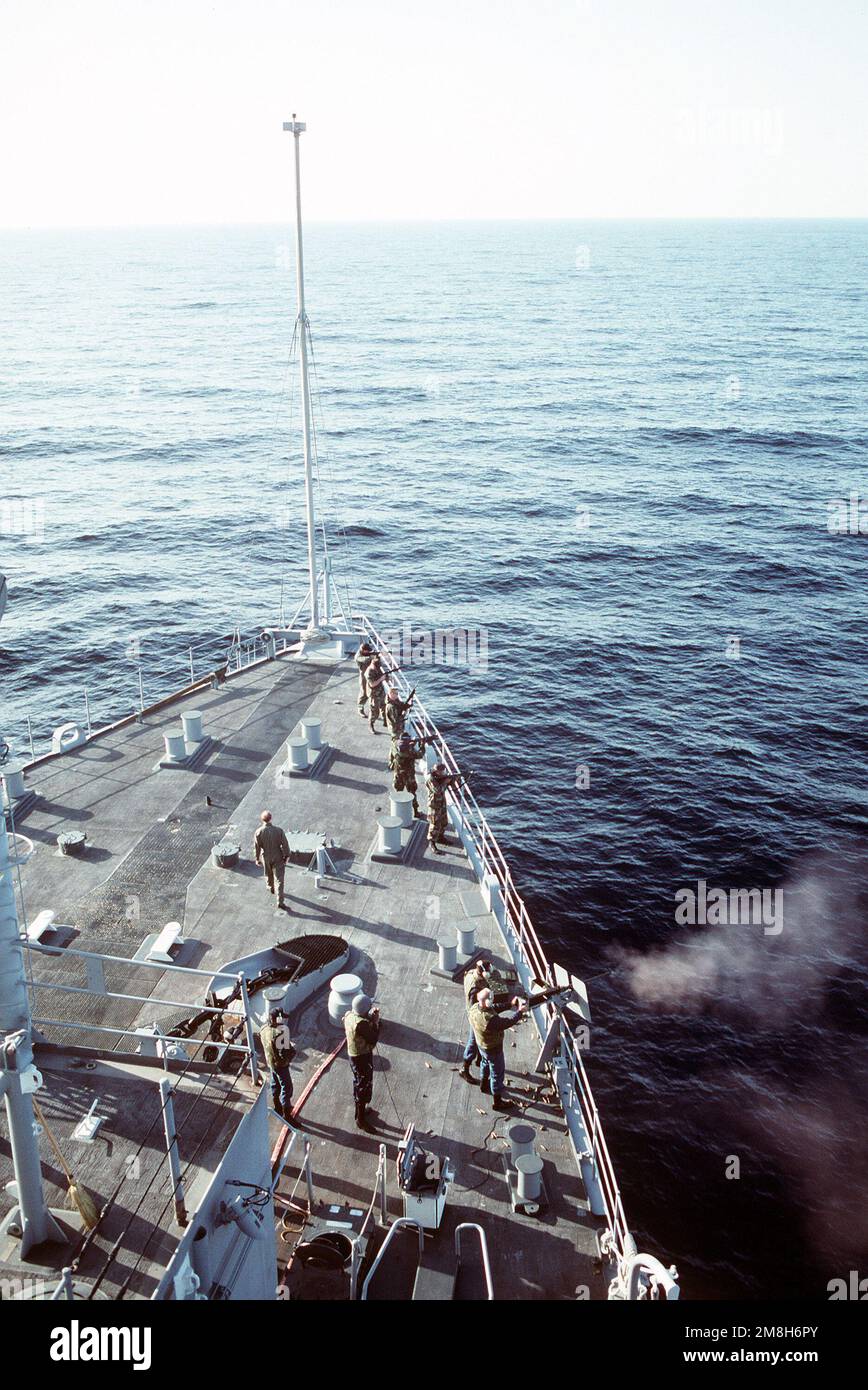 Members of Special Boat Unit 20 (SBU-20) fire 5.56mm M-16 rifles and ...