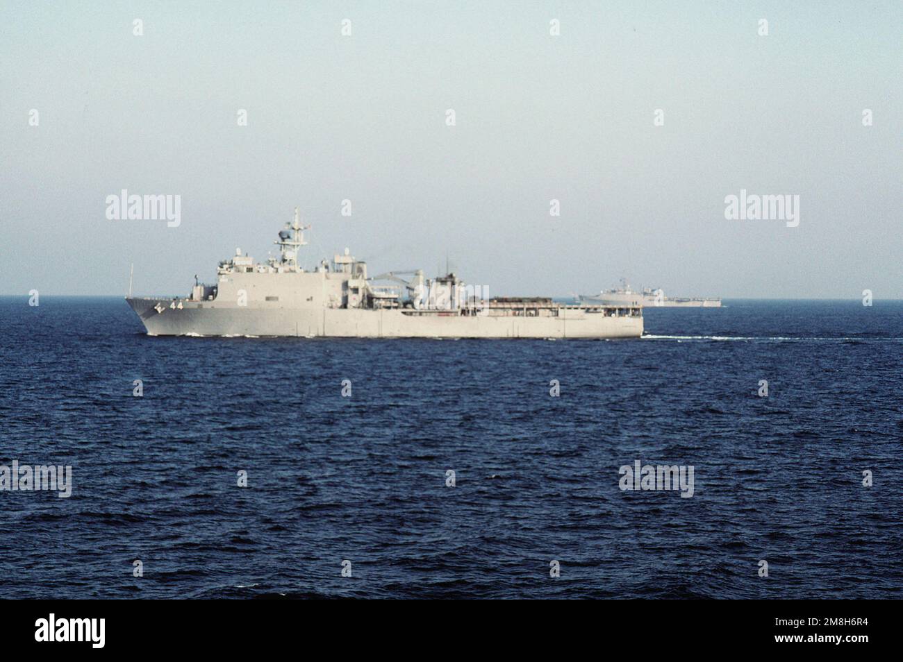 A port beam view of the dock landing ship USS GUNSTON HALL (LSD-44 ...