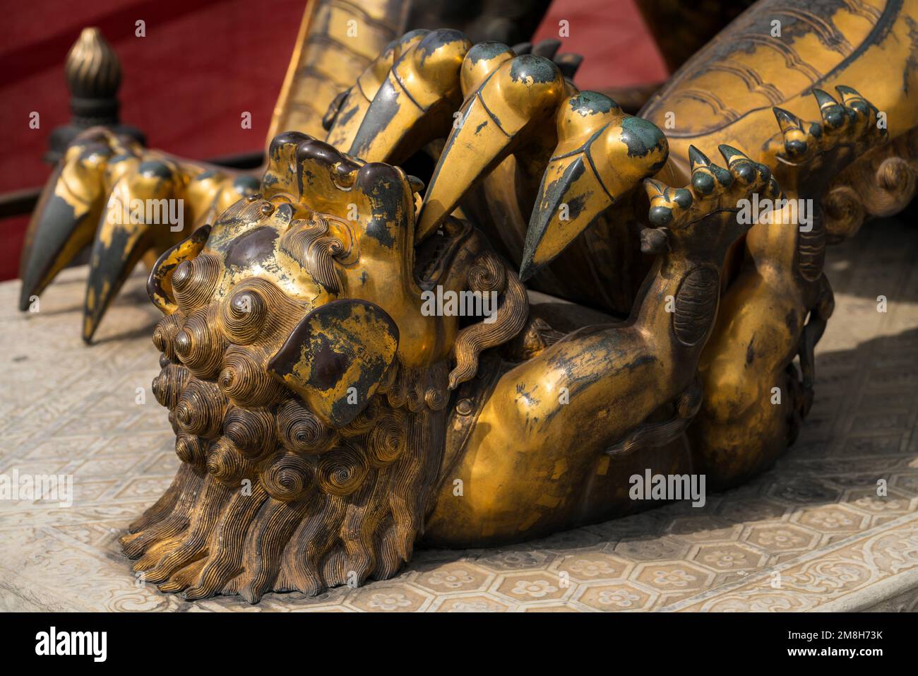 The copper lion Stock Photo - Alamy