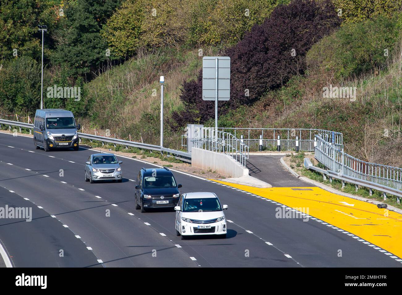 Slough, Berkshire, UK. 6th October, 2022. Stopped Vehicle Detection ...