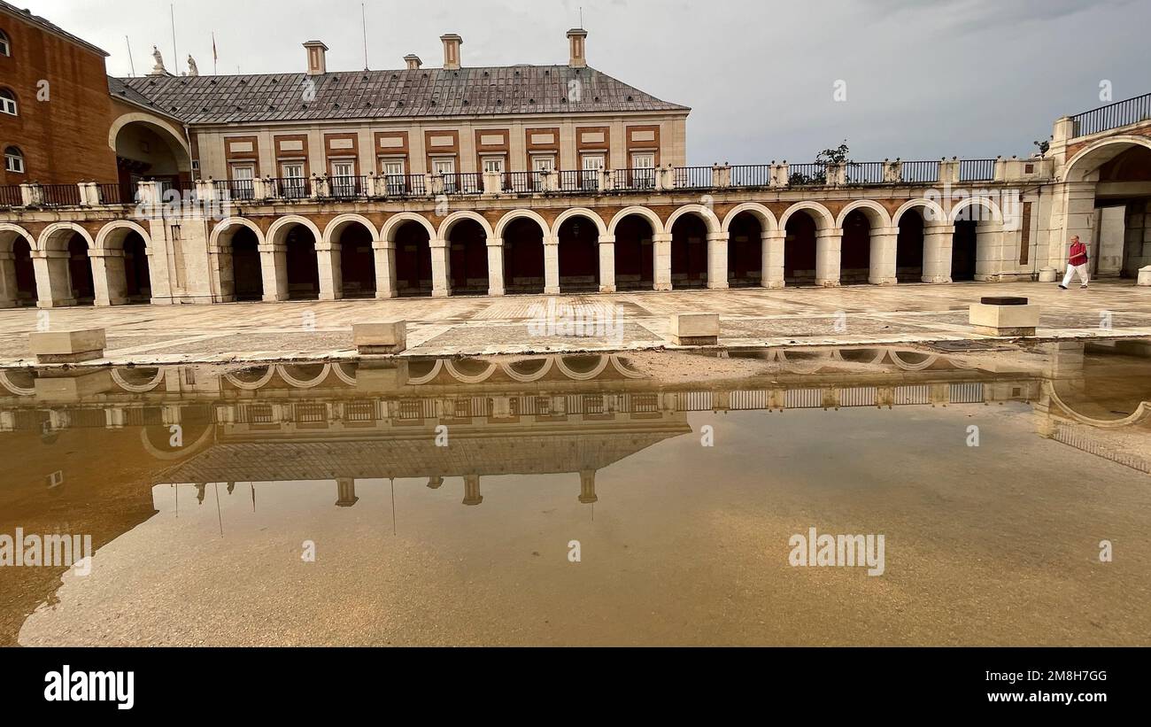 Exterior of the royal palace of Aranjuez Stock Photo - Alamy